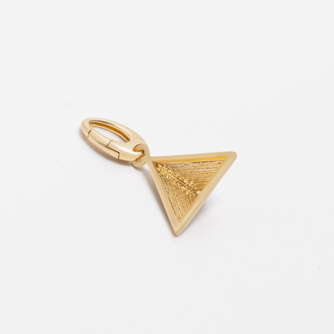 18ct Yellow Gold Pyramid Pendant Charm | Auric Jewellery